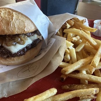 BOB’S ATOMIC BURGERS - Updated December 2024 - 648 Photos & 1029 ...