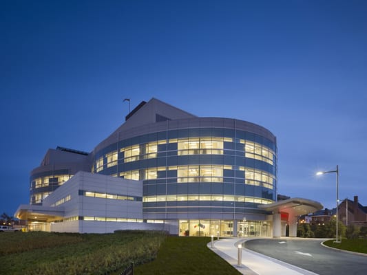 ST JOSEPH’S UNIVERSITY MEDICAL CENTER - Updated December 2025 - 31 ...