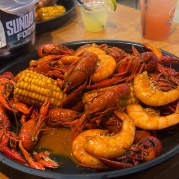 TASTY TAILS - Updated June 2025 - 425 Photos & 271 Reviews - 4950 ...