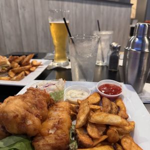 TWO FELLAS GRILL - Updated June 2025 - 5585 Gull Rd, Kalamazoo ...