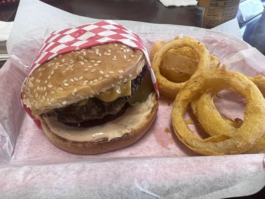 TOMMYS BURGERS CALIFORNIA STYLE - Updated May 2025 - 27 Photos & 17 ...
