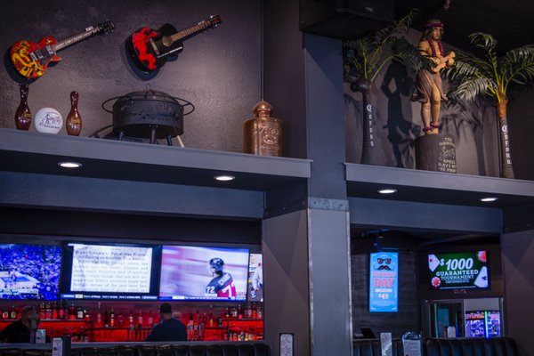 FLB SPORTS BAR - 53 Photos & 125 Reviews - 511 E Bidwell St, Folsom ...