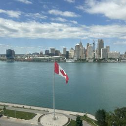 REPUBLIK ASIAN EATERY AND BAR - WINDSOR - Updated December 2025 - 20 ...