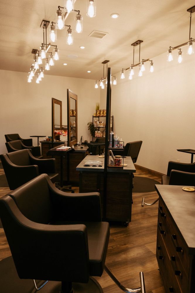ROOTS HAIR STUDIO - Updated December 2025 - 26 Photos - 8927 N Hess St ...