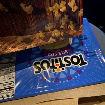 AMC OAKBROOK CENTER 12 - Updated December 2024 - 148 Photos & 135 ...