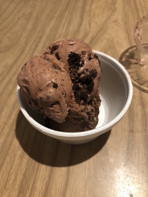 MAD MAGGIE’S ICE CREAM - 30 Photos & 90 Reviews - Ice Cream & Frozen ...