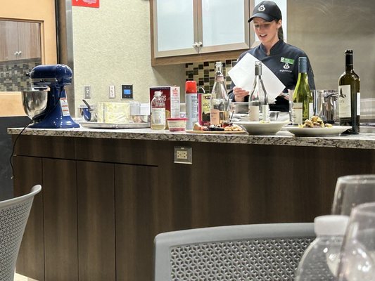 PUBLIX APRONS COOKING SCHOOL - Updated October 2025 - 80 Photos & 14 ...