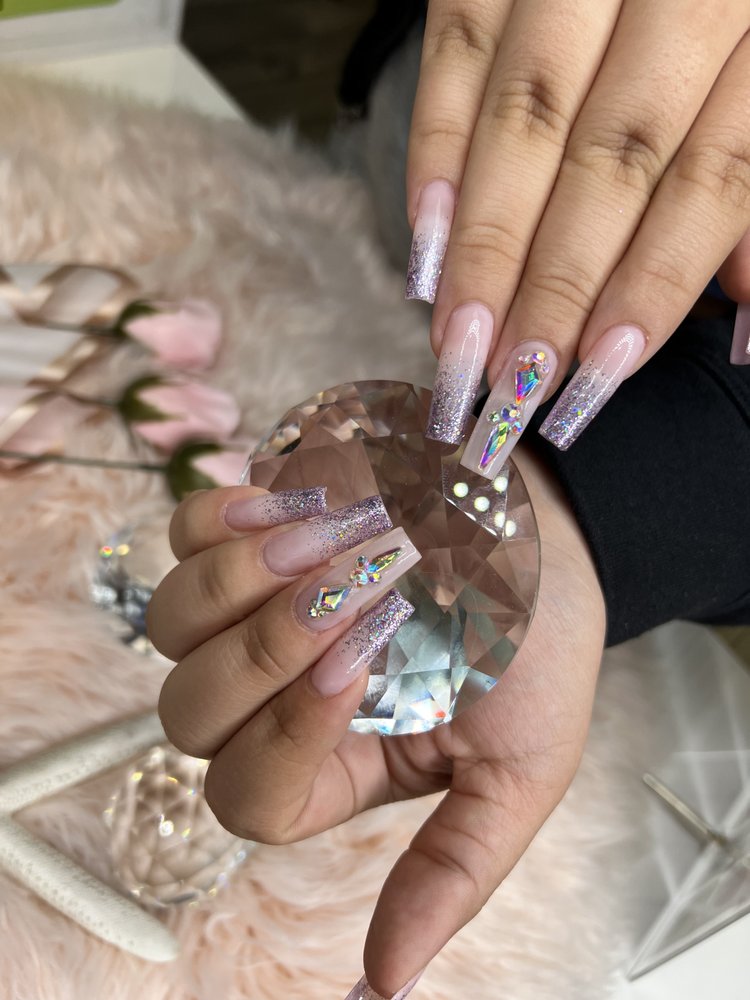 DOUBLE OO NAILS & SPA - 1040 Photos & 689 Reviews - 80 W Grand Blvd ...