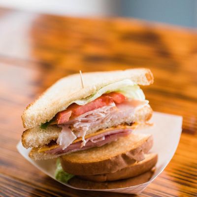 NORRIS CAFE - Updated 2024 - 16 Photos & 18 Reviews - 140 SW Range Ave ...