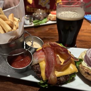 THUNDER BURGER & BAR - 505 Photos & 849 Reviews - 3056 M St NW ...