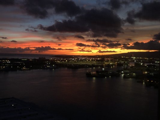 TOPA FINANCIAL CENTER - 24 Photos - 700 Bishop St, Honolulu, Hawaii ...