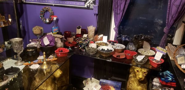 CROW HAVEN CORNER WITCH & PSYCHICS SHOP - 96 Photos & 134 Reviews ...