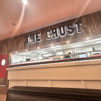 THE CRUST PIZZA - PARKTOWNE VILLAGE - Updated August 2025 - 237 Photos ...