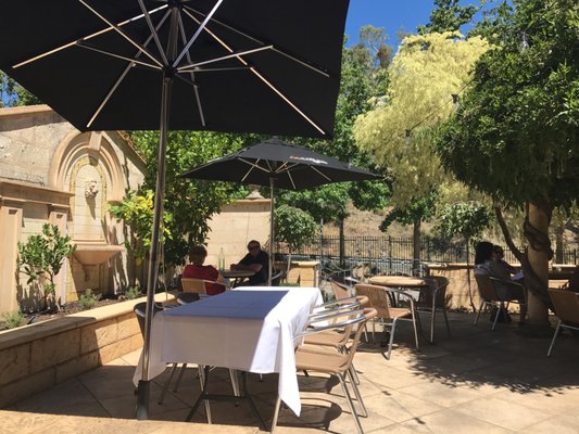 THE TOPIARY CAFE - Updated May 2024 - 36 Photos & 16 Reviews - 1361 ...