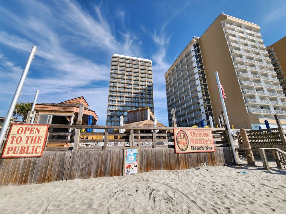 SANDS OCEAN CLUB RESORT - Updated December 2025 - 367 Photos & 175 ...