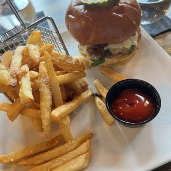 UNION STRAW - TAUNTON - Updated November 2025 - 61 Photos & 41 Reviews ...