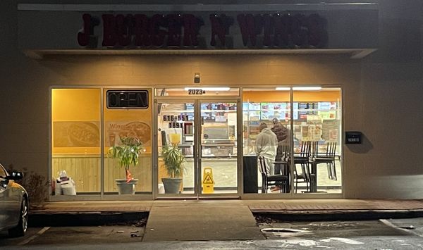 J BURGERS & WINGS - Updated December 2025 - 2023 Eastern Ave SE, Grand ...