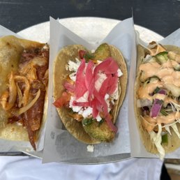 TACO Y VINO - Updated October 2025 - 461 Photos & 341 Reviews - 213 W ...