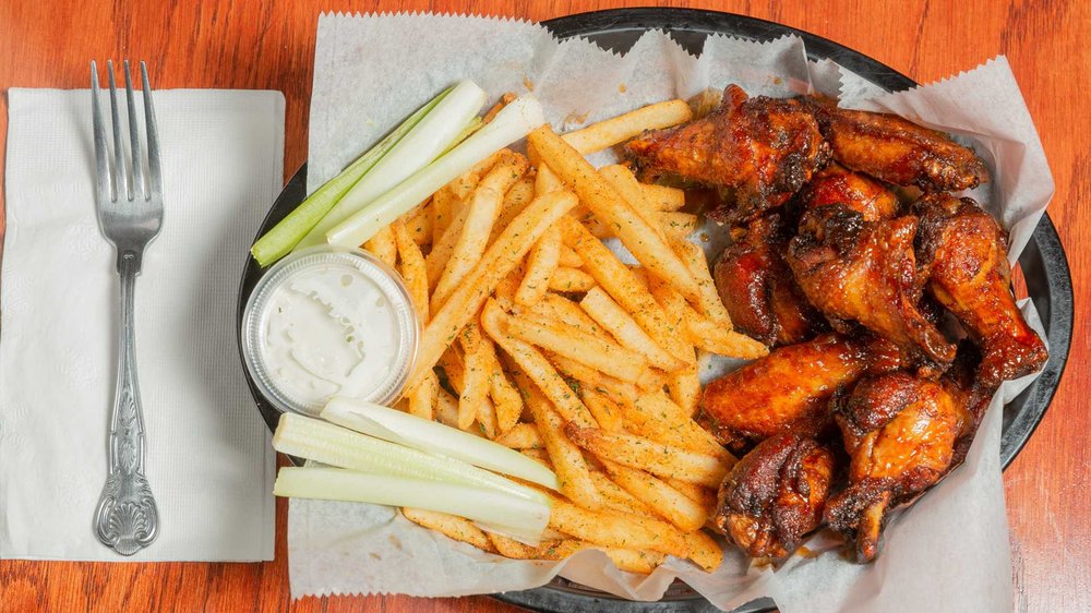 FIBBER’S SPORTS BAR & GRILLE - Updated August 2025 - 45 Photos & 39 ...