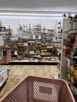 HOMEGOODS - Updated January 2026 - 130 Photos & 129 Reviews - 8676 ...