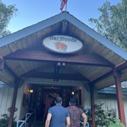 GAR WOODS GRILL & PIER - 1481 Photos & 1429 Reviews - 5000 N Lake Blvd ...