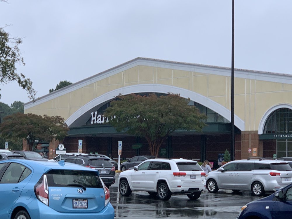 CRESENT COMMONS SHOPPING CENTER - Updated August 2025 - 2048 Kildaire ...