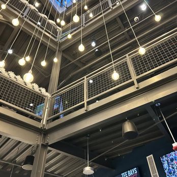 BACK 9 GOLF & ENTERTAINMENT - Updated September 2025 - 281 Photos & 99 ...