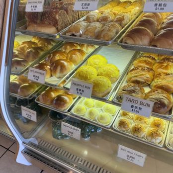 FORTUNE STAR BAKERY - Updated December 2025 - 218 Photos & 105 Reviews ...