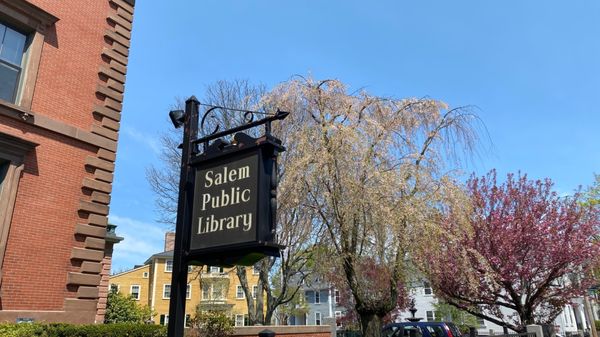 SALEM PUBLIC LIBRARY - Updated October 2025 - 30 Photos & 14 Reviews ...