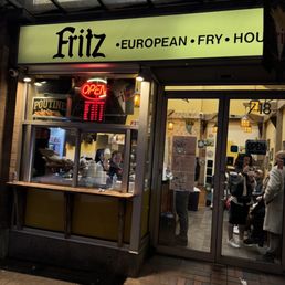 FRITZ EUROPEAN FRY HOUSE - Updated April 2026 - 976 Photos & 899 ...