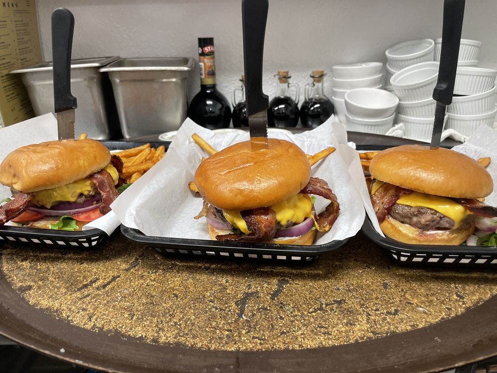 THE BOATHOUSE BAR & STOWAWAY GRILL - Updated October 2024 - 183 Photos ...