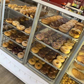 Q BAKING CORNER - Updated December 2024 - 160 Photos & 98 Reviews ...