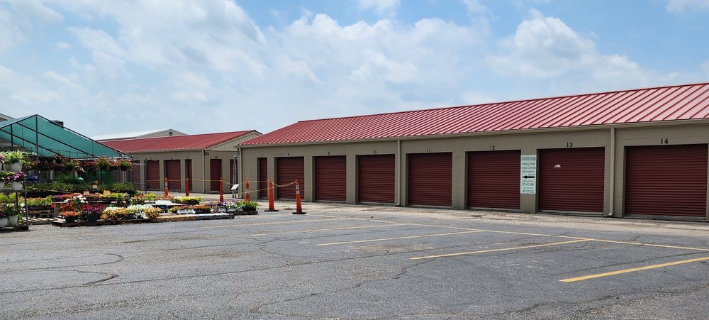 CENTERVILLE SELF STORAGE - Updated January 2025 - 10 Photos - 7991 Clyo ...