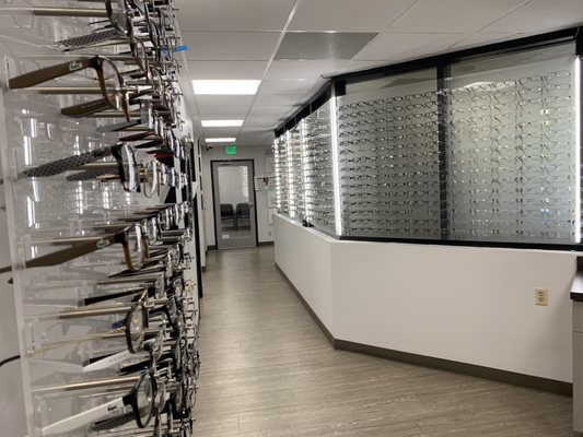 CALIFORNIA EYE CENTER OPTOMETRY - VAN NUYS - Updated December 2025 - 54 ...