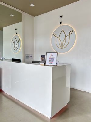 ESCAPE MED SPA - Updated March 2025 - 36 Photos & 21 Reviews - 353 S ...