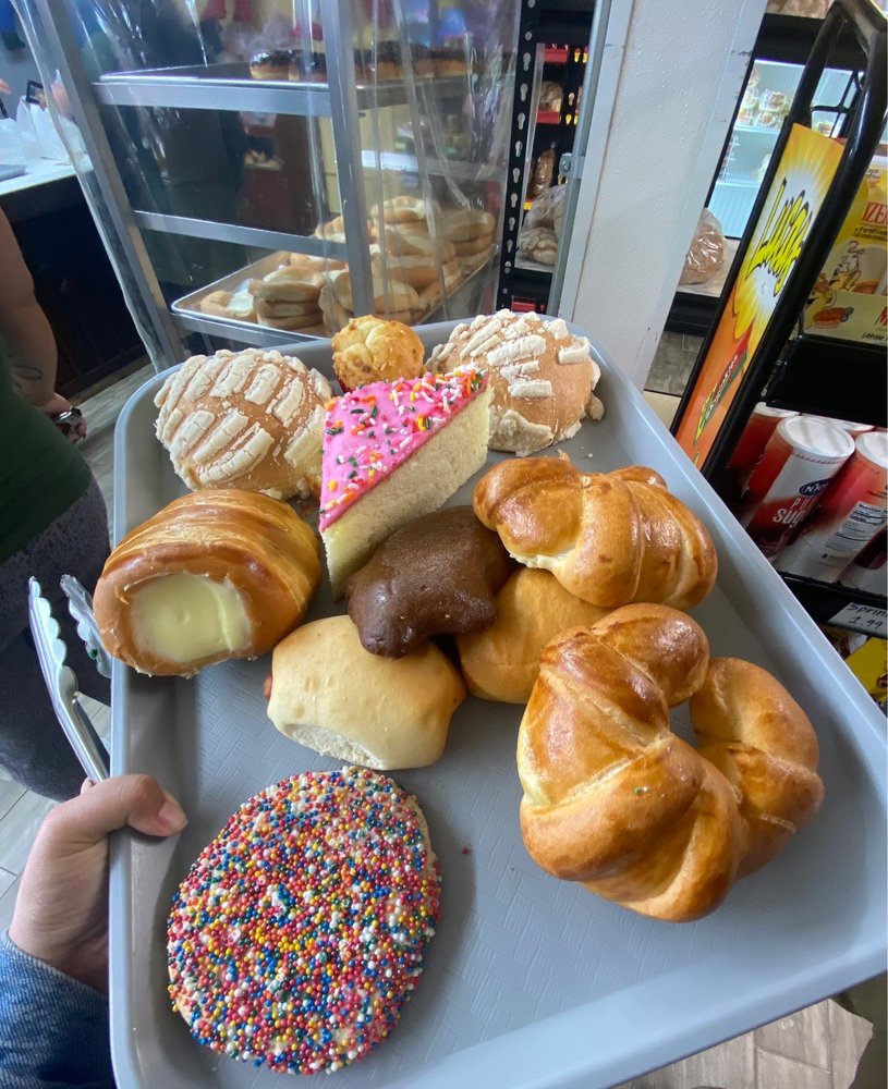 PANADERIA CELAYA - 14 Photos & 12 Reviews - 906 W Marshall Dr, Grand ...