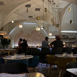 ORETTA - Updated January 2026 - 989 Photos & 403 Reviews - 633 King ...