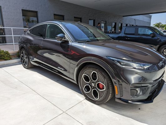 KEN GRODY FORD - Updated December 2025 - 413 Photos & 1252 Reviews ...