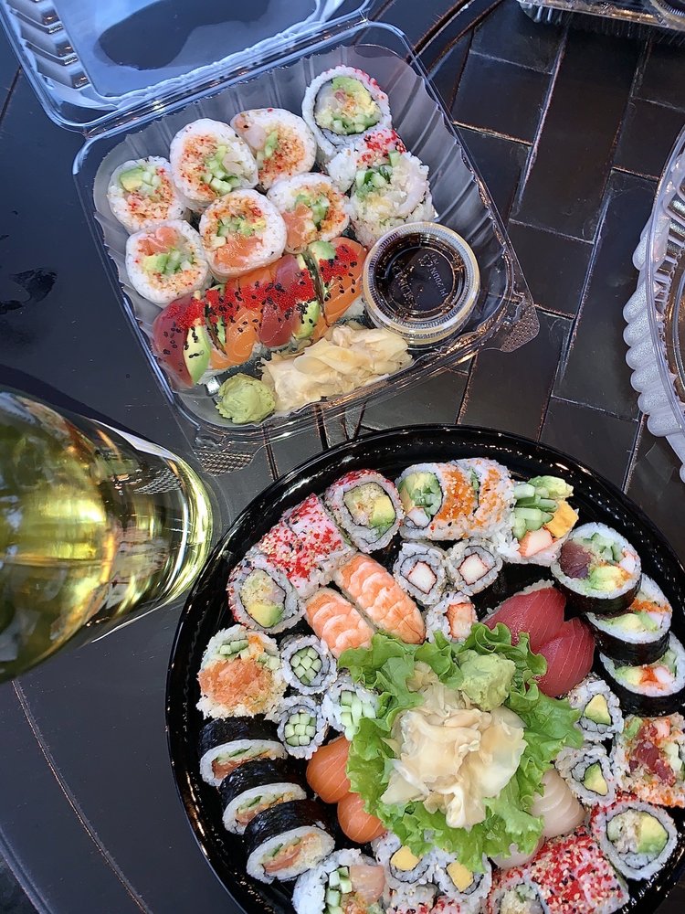 OKO SUSHI - Updated September 2024 - 11 Reviews - 114 Rue du Barry ...