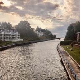 WEATHERVANE RESTAURANT - Updated July 2025 - 146 Photos & 268 Reviews ...