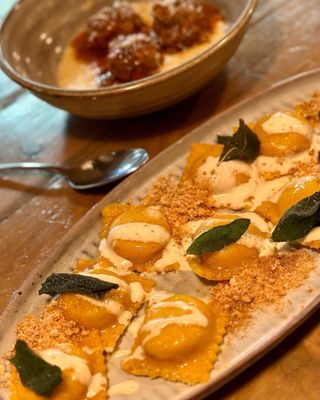 VIAGGIO RISTORANTE - 650 Photos & 365 Reviews - 1055 Hamburg Turnpike ...