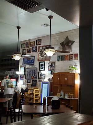 JUNE’S RESTAURANT - 72 Photos & 119 Reviews - 123 S Broadway St ...