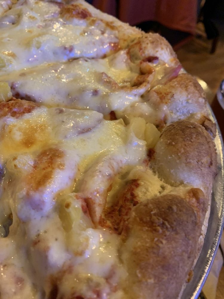 THE TAVERN-RED FEATHER LAKES - Updated December 2025 - 1078 Ramona Dr ...