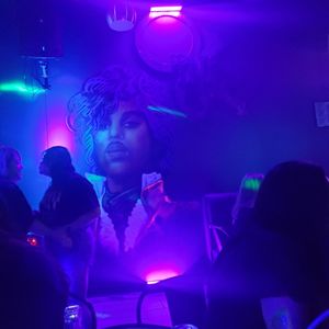 FLASHBACKZ LOUNGE & GRILL - 118 Photos & 118 Reviews - Lounges - 7013 ...