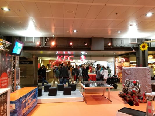 KFC - Trankgasse 11, Köln, Nordrhein-Westfalen, Germany - Fast Food ...