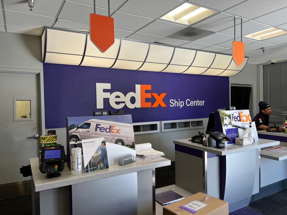 FEDEX SHIP CENTER - Updated December 2025 - 10 Photos & 92 Reviews ...