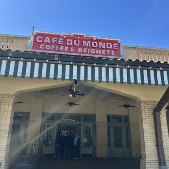CAFE DU MONDE CITY PARK - Updated May 2025 - 711 Photos & 348 Reviews ...