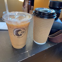 CARP MOON CAFE - 29 Photos & 21 Reviews - 4991 Carpinteria Ave ...