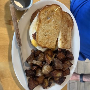 OVER EASY - Updated May 2025 - 2734 Photos & 1600 Reviews - 418 Kuulei ...