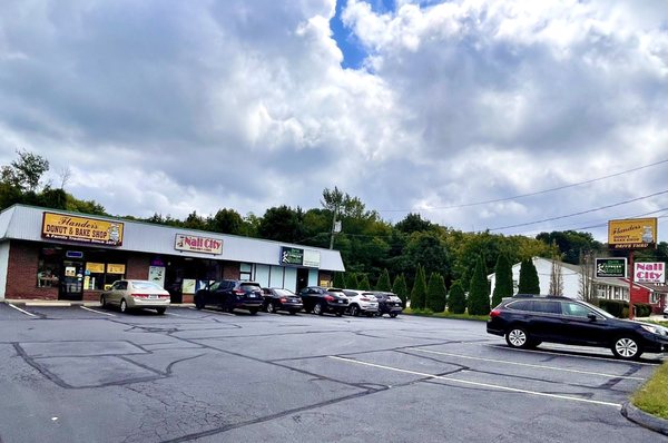 FLANDERS DONUT & BAKE SHOP - Updated October 2025 - 128 Photos & 177 ...